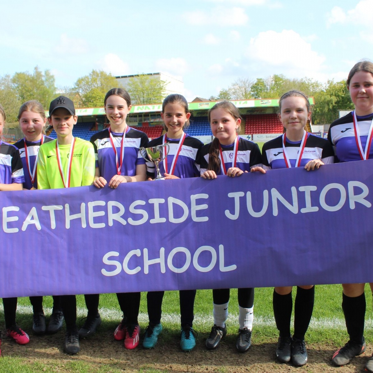 Heatherside Junior School - Cup Final Winners 2023!